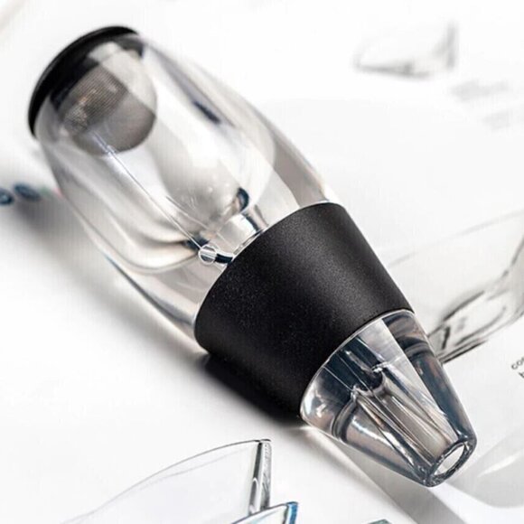 Magic Decanter | Dining | Nib Magic Decanter Essential Wine Aerator ...